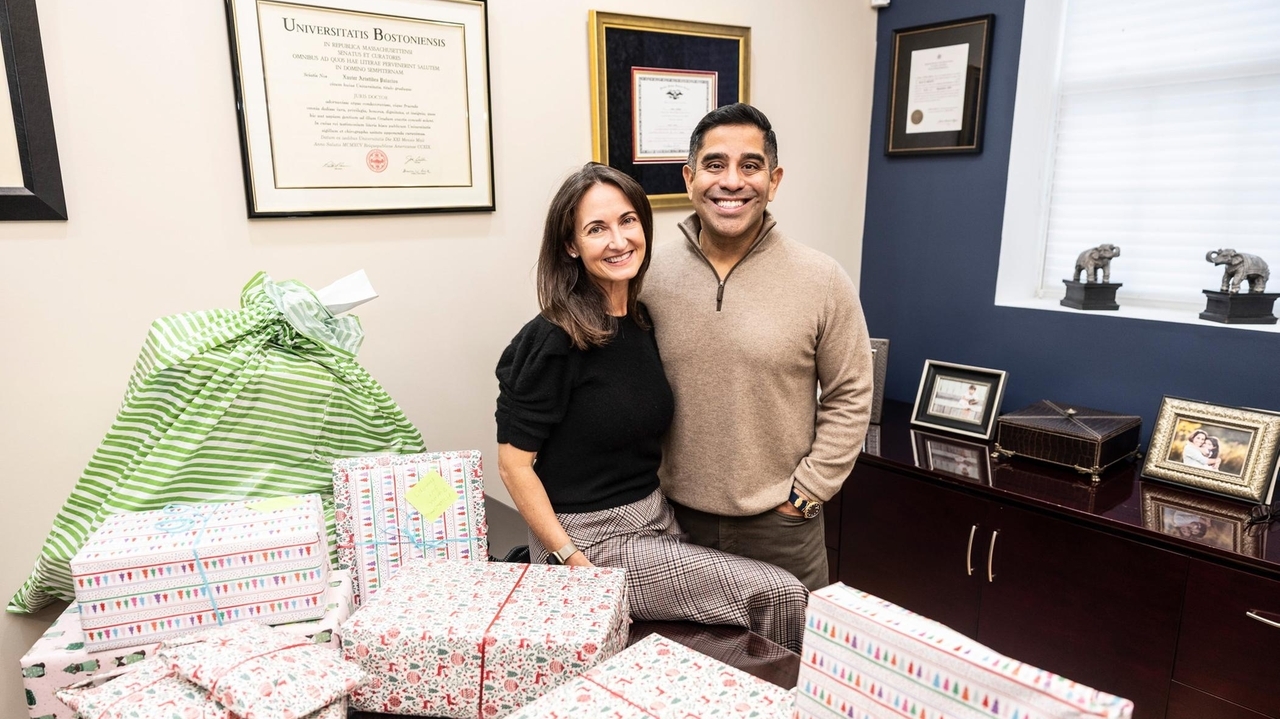 The Palacios family brings Huntington Station together for toy drives ...