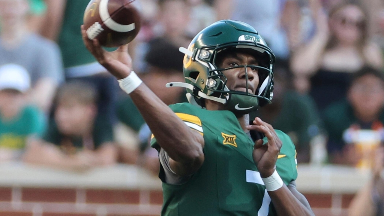 Dual-threat QB Finn helps Baylor dominate Tarleton State in 45-3 win ...