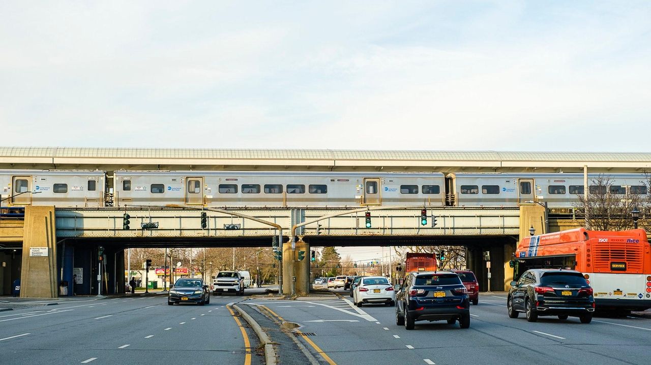 Hicksville revitalization would center on walkable community anchored ...