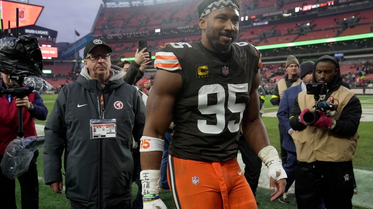 Browns prevent Steelers from clinching AFC North with 13-6 win over ...
