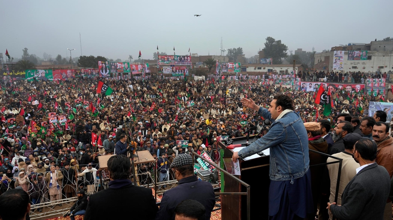 Pakistani Taliban pledge not to attack election rallies ahead of Feb. 8 ...