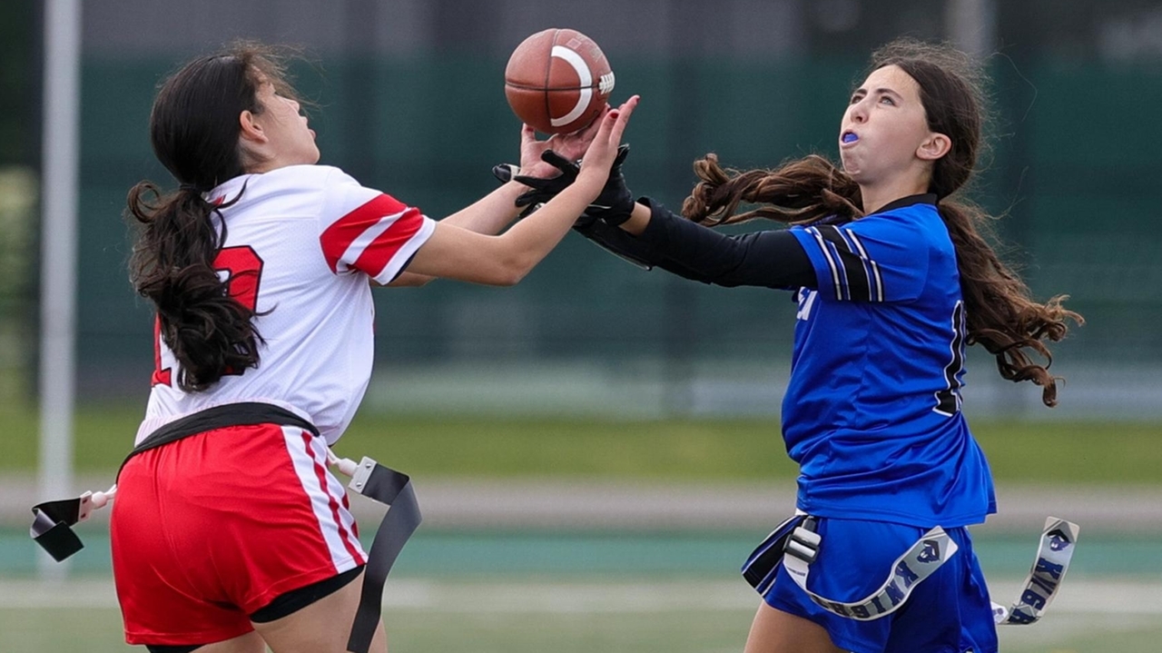 Long Island Class C flag football final: Plainedge vs. Glenn - Newsday
