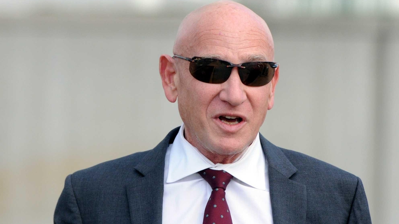 Attorney pleads guilty to preparing false income tax return - Newsday