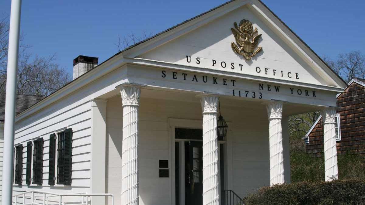 3 LI post offices face possible closure - Newsday