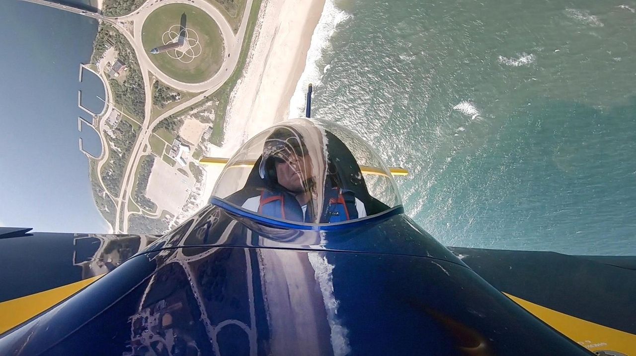 Stunt pilot David Windmiller shows what you can see at Jones Beach Air ...