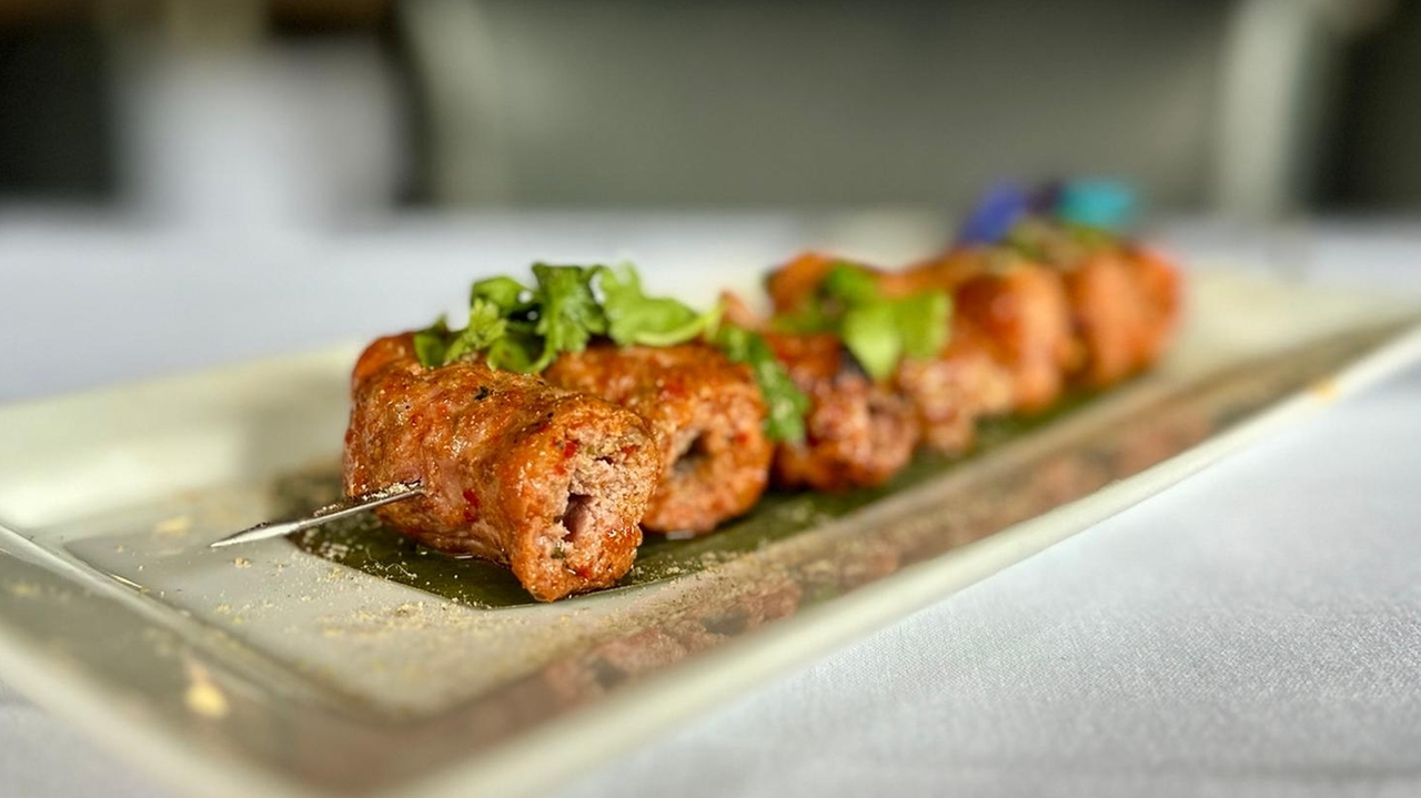 Saffire restaurant opens in Commack - Newsday