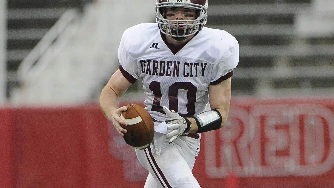 Gerard Smith's field goal in overtime wins it for Garden City - Newsday