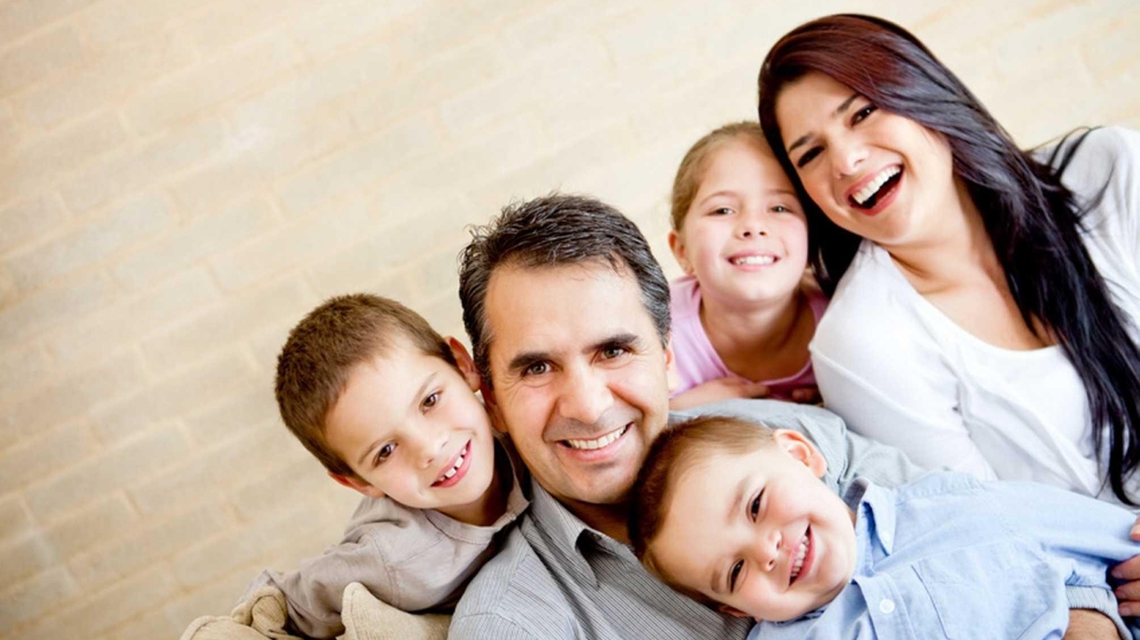 Are couples without kids happier than parents? - Newsday