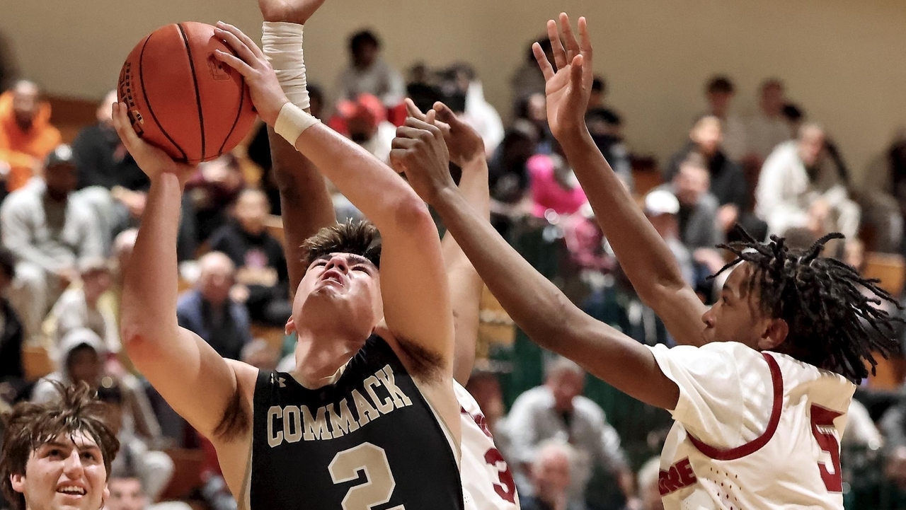 Suffolk Class AAA boys basketball semifinal: Commack vs. Bay Shore ...