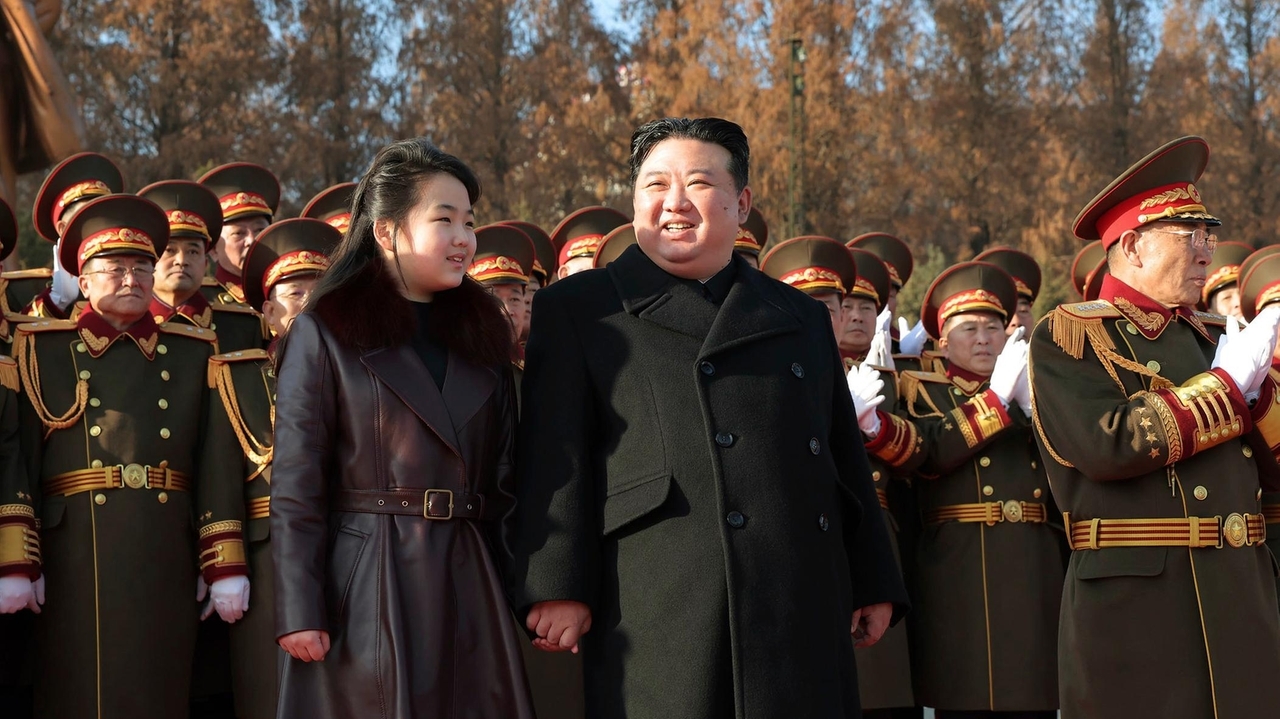 North Korea's Kim says he has no desire for talks and repeats a threat ...