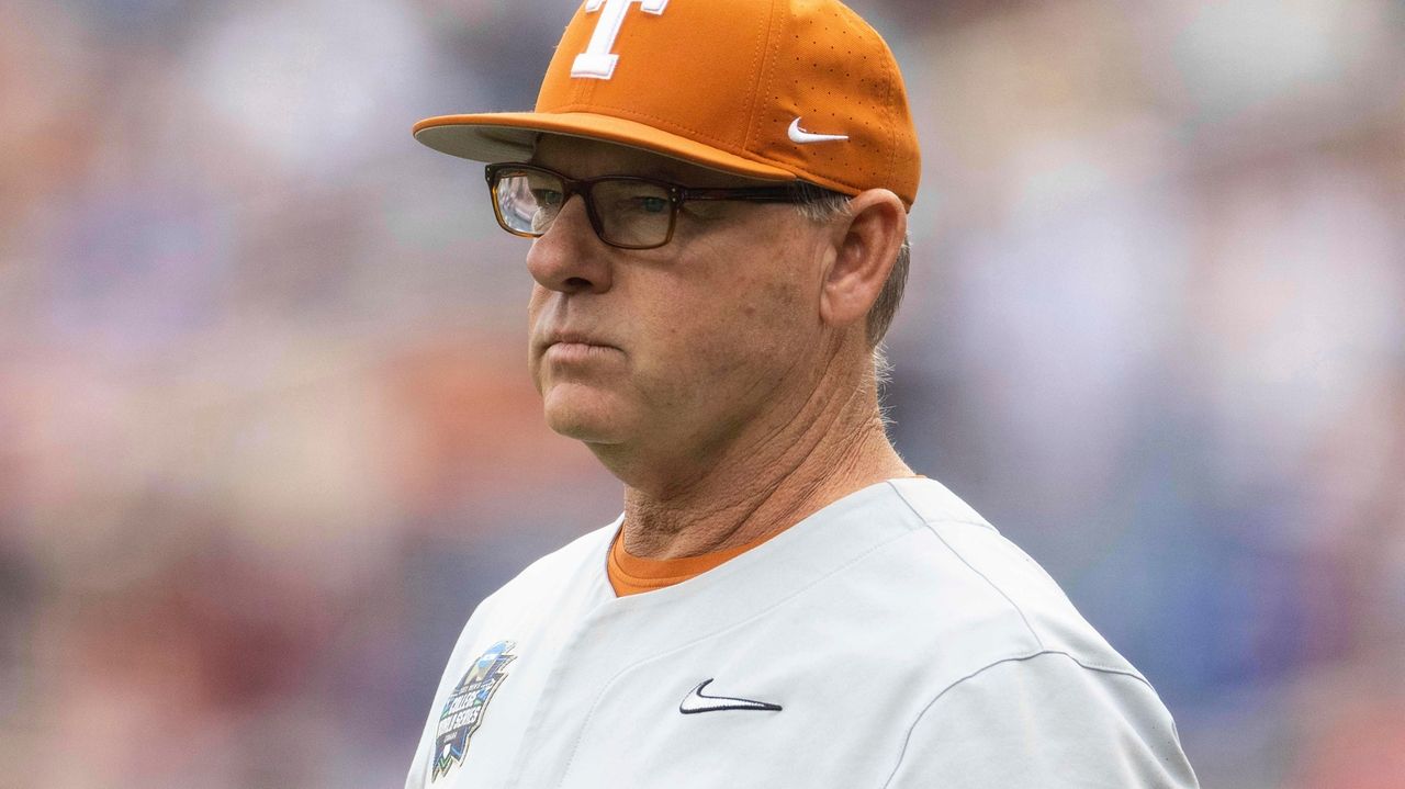 Texas baseball coach Pierce out after 8 seasons before Longhorns move ...