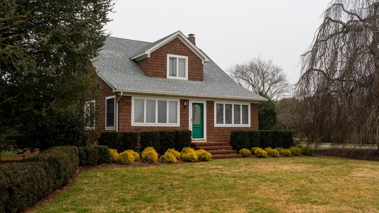 Conrad Gowan of Jamesport dies after suffering 'sharp force injury ...