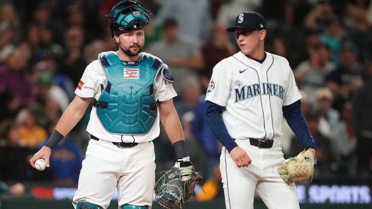 Mariners trade right-hander Casey Legumina to Rays for minor league ...