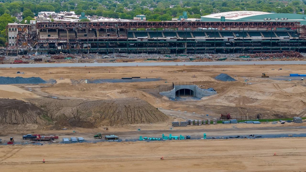 Belmont Park reconstruction remains on track of expected 'two-year ...