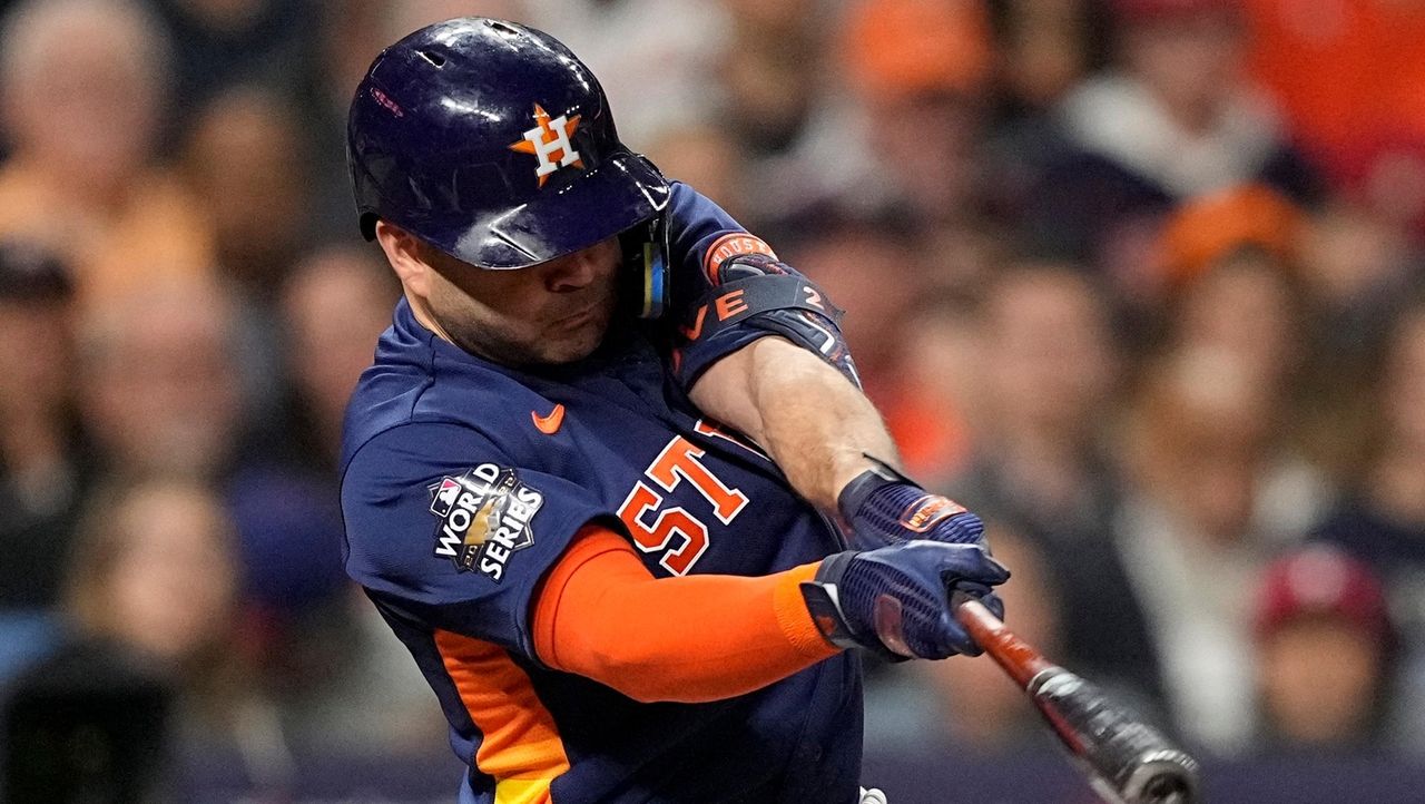 Altuve breaking out at right time for Astros - Newsday