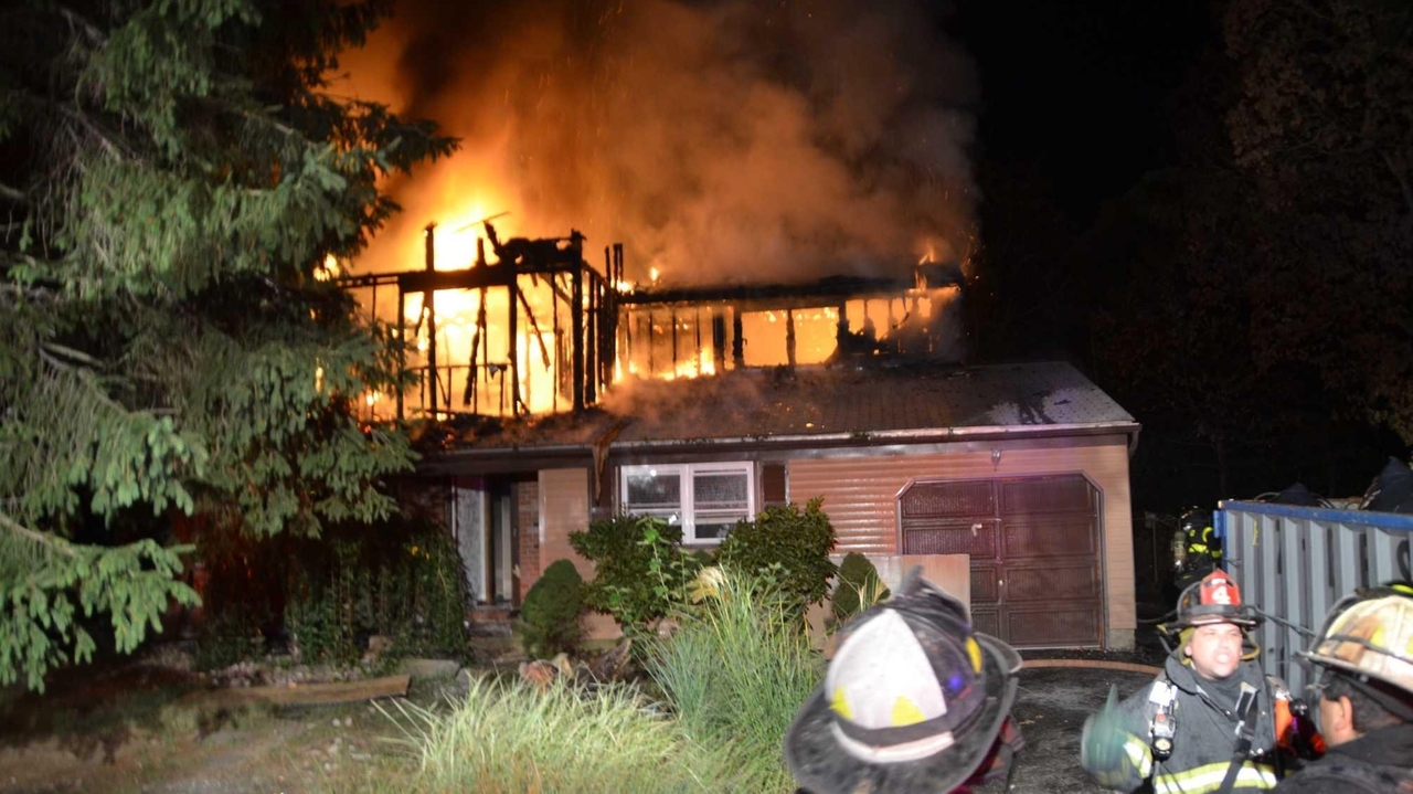 Fire breaks out at Deer Park house for second time this summer ...