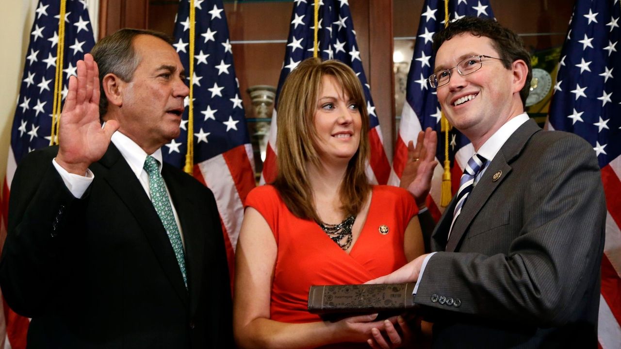 Kentucky Congressman Thomas Massie announces the death of his wife ...