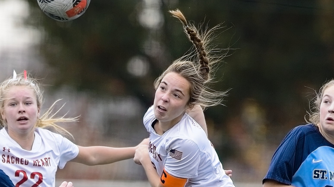 Mae Mullen's heads-up play lifts Sacred Heart in 2 OTs for berth in ...