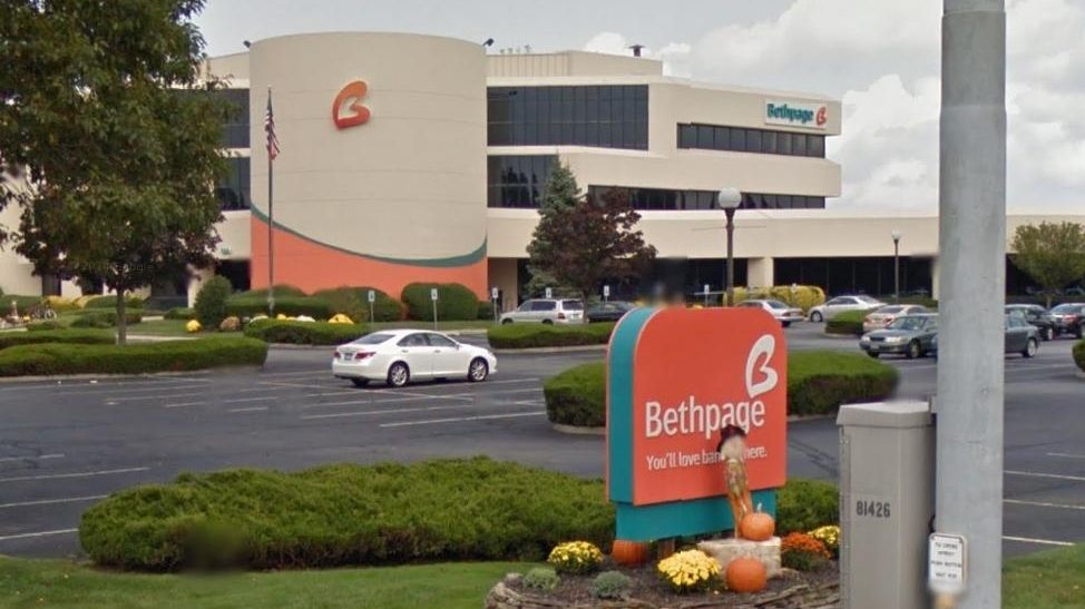 Cops: 15 treated after dye pack goes off in bank - Newsday