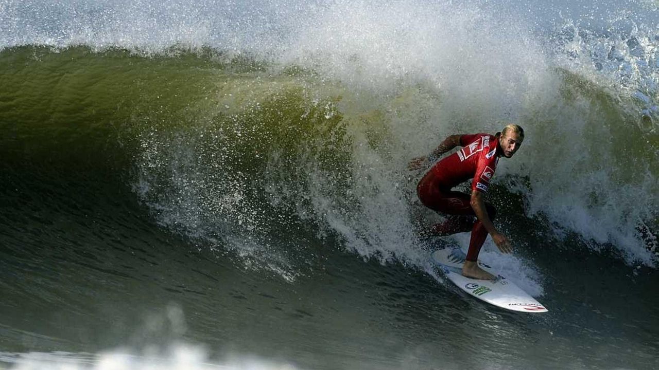 Surfers hit the waves in Long Beach - Newsday