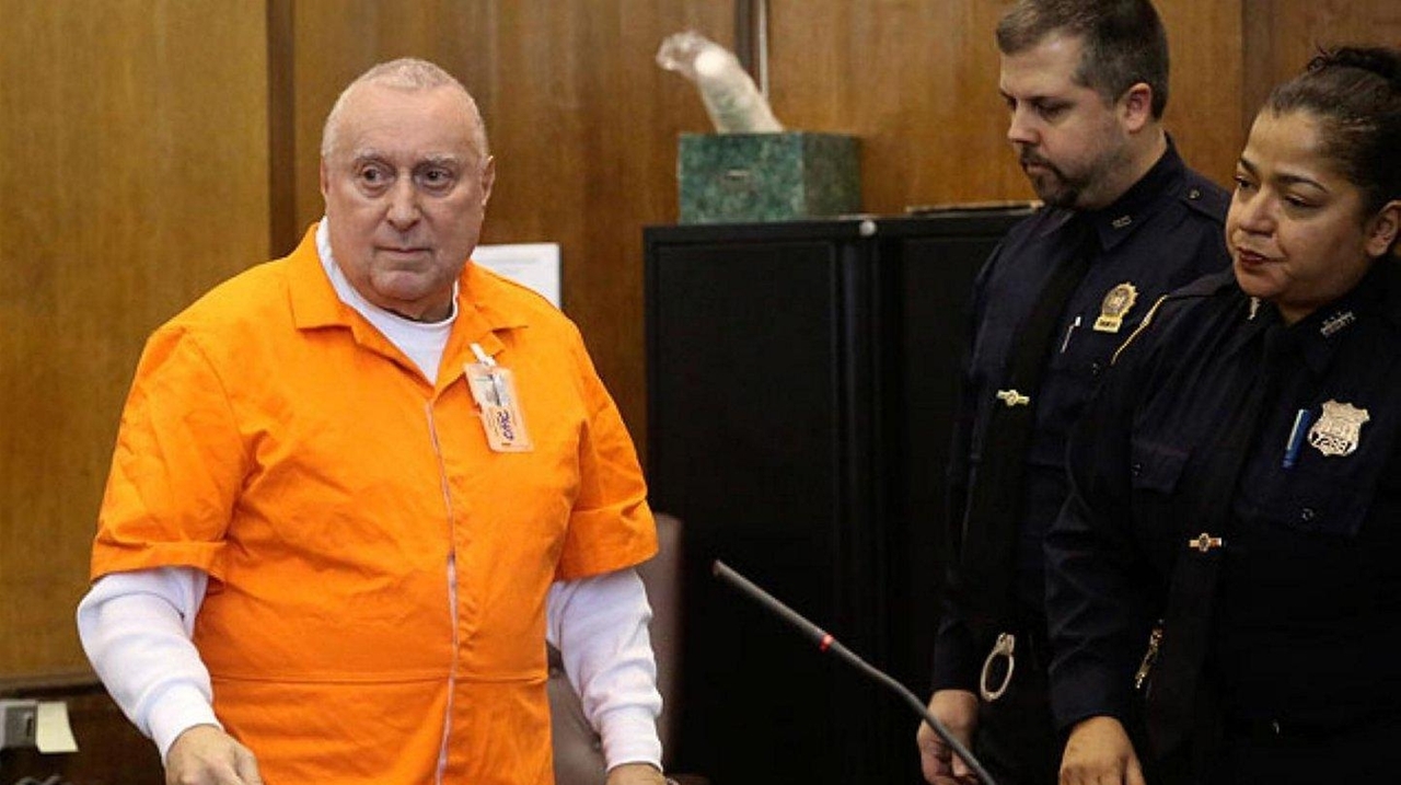 Suit by reputed mob captain Nicholas Santora targets Rikers - Newsday