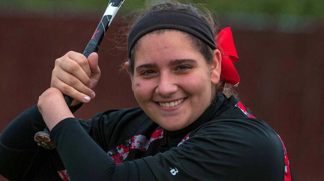 Island Trees softball player Kim Basile - Newsday