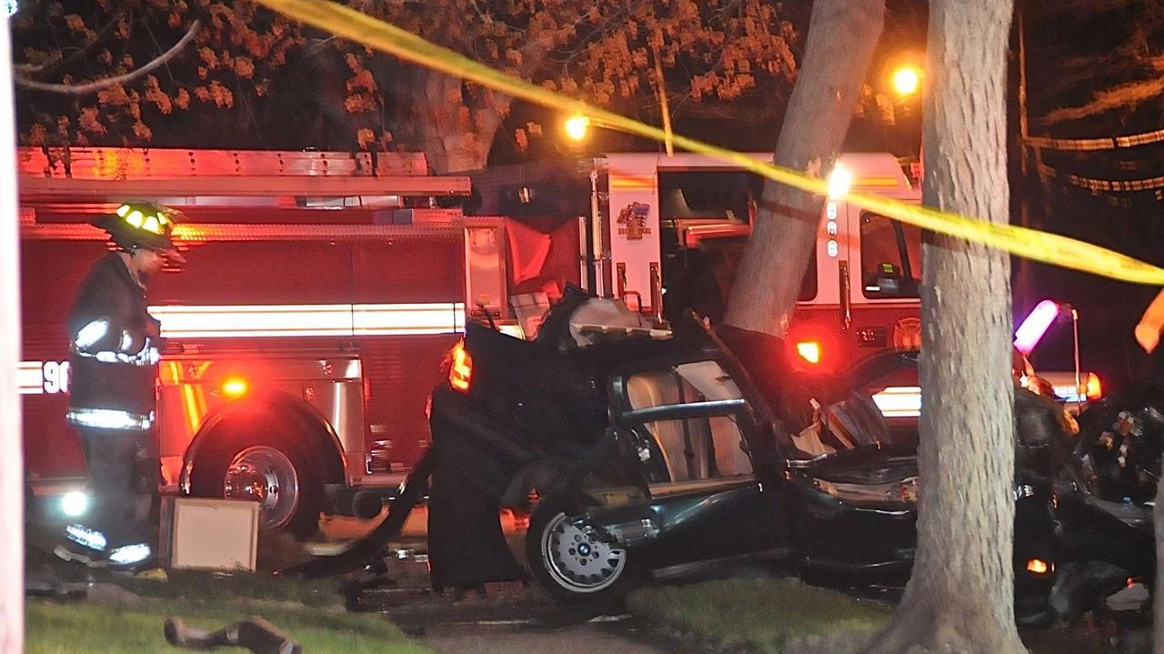 Driver injured after car hits tree Saturday, say cops - Newsday
