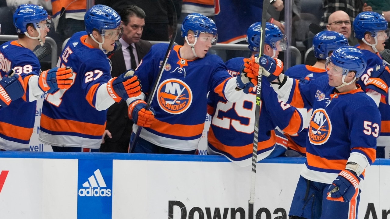 Islanders face Capitals in key wild-card matchup - Newsday