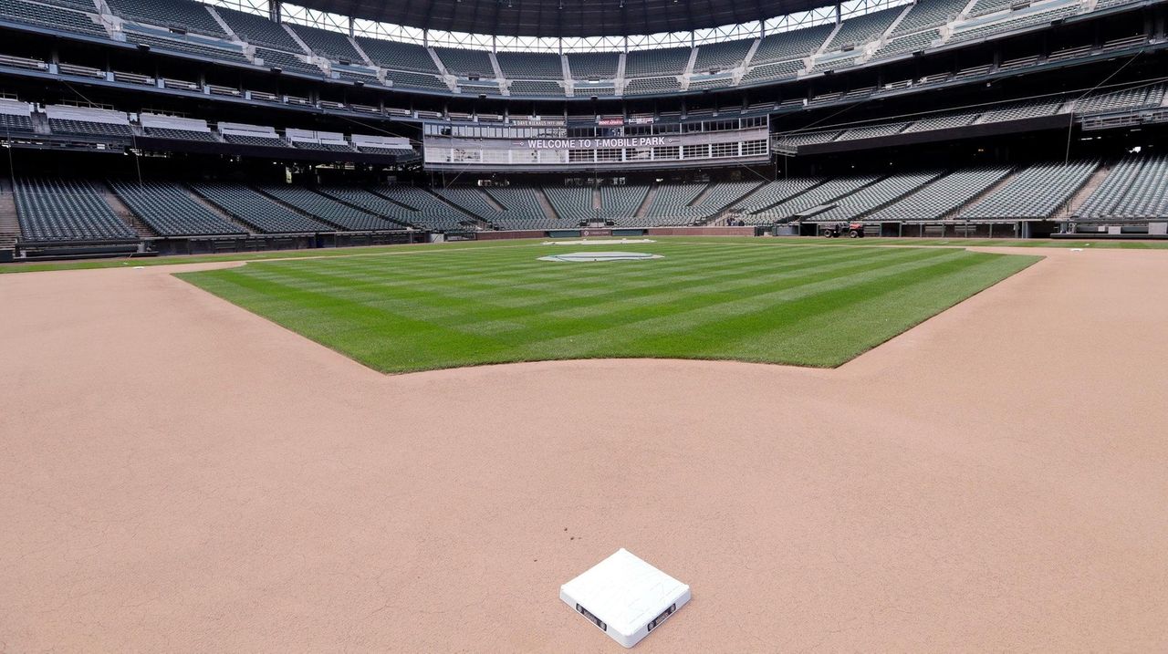 Might it actually be possible? No MLB in 2020? - Newsday