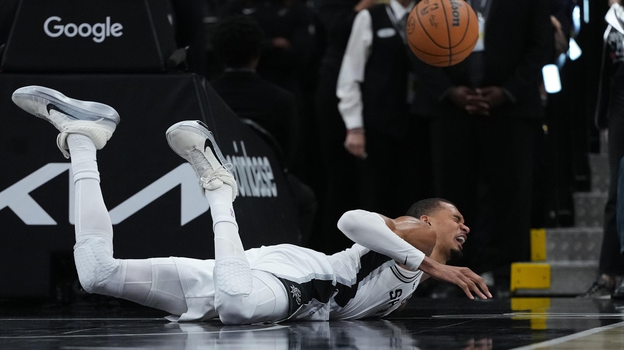 Victor Wembanyama travels with the Spurs to Portland and is listed as ...