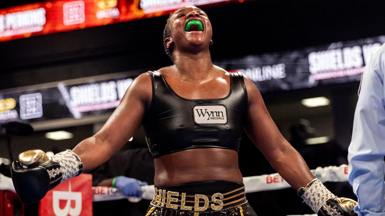 Women's boxing champ Claressa Shields signs $8 million promotional deal ...