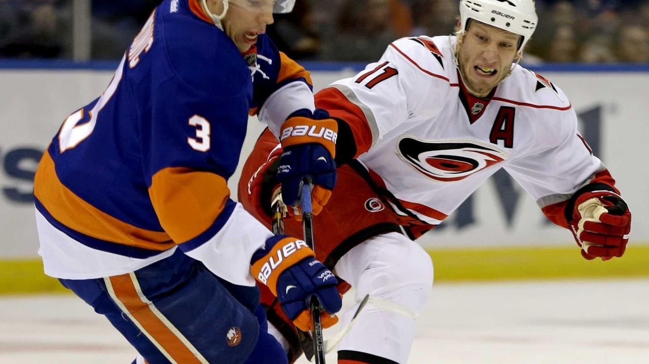 Defensemen are stepping up shot-blocking - Newsday