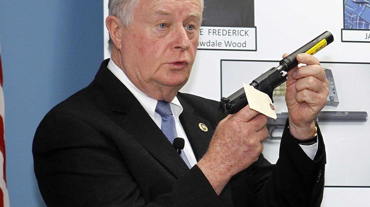 Suffolk DA can withhold raises to motivate - Newsday