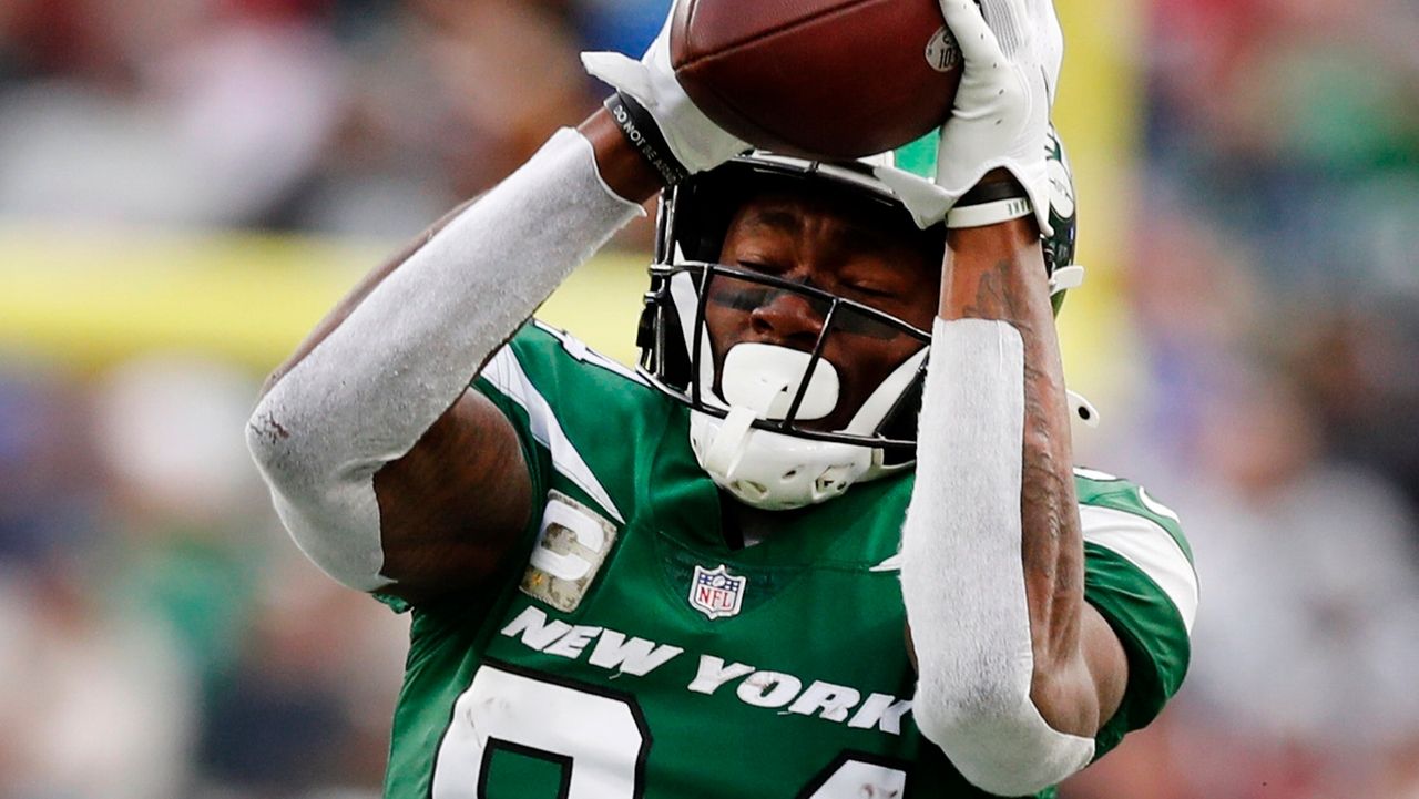 Jets praise WR Corey Davis for his professionalism and as mentor - Newsday