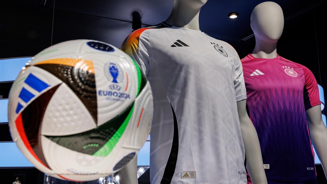 Germany withdraws soccer jerseys with number 44 because of Nazi ...