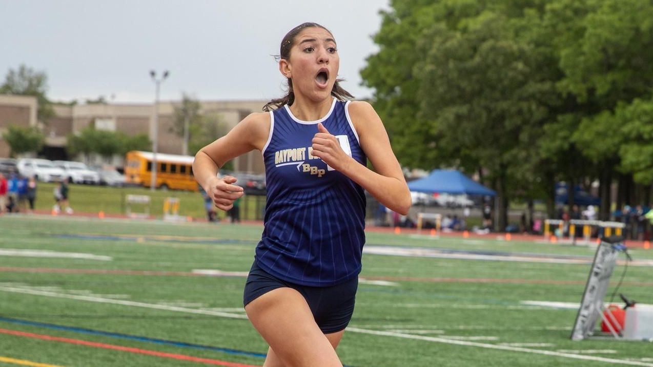 BBP's McInnes wins 800 meters at Suffolk track and field state ...