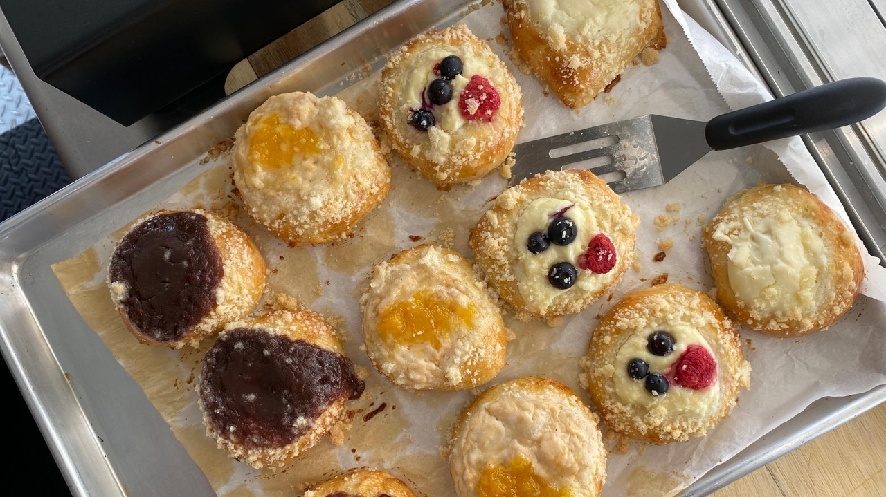 New food truck The Branded Bun brings iconic Texas pastry kolaches to ...