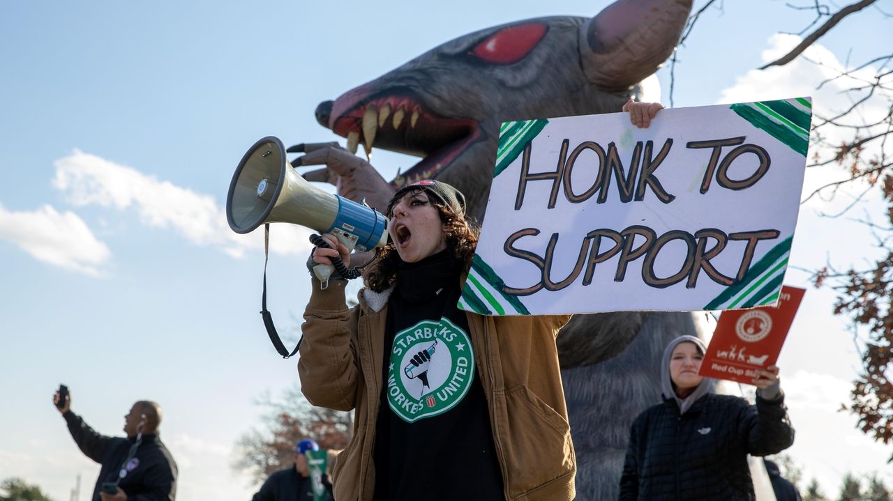 Starbucks workers on Long Island join national one-day strike - Newsday