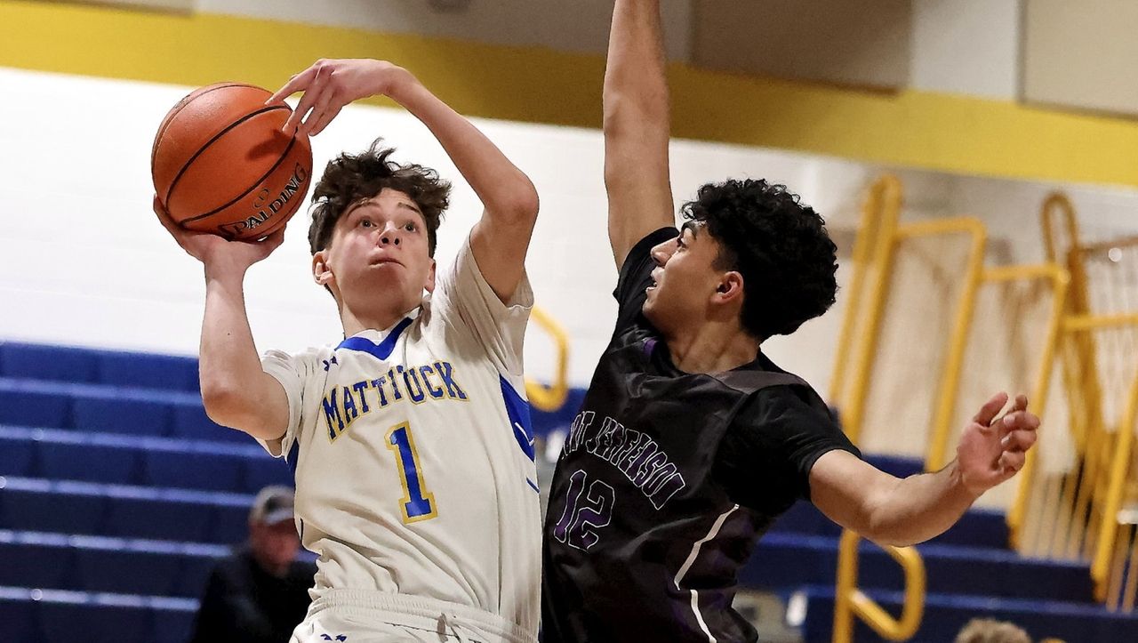 Mattituck boys basketball team earns its first Suffolk championship ...