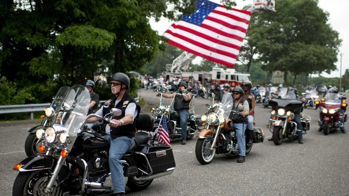 Motorcycle run aims to help LI's veterans - Newsday
