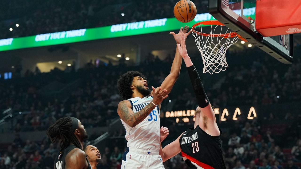 Bagley scores 26 points and Mavericks snap a 5-game skid in a 100-93 ...