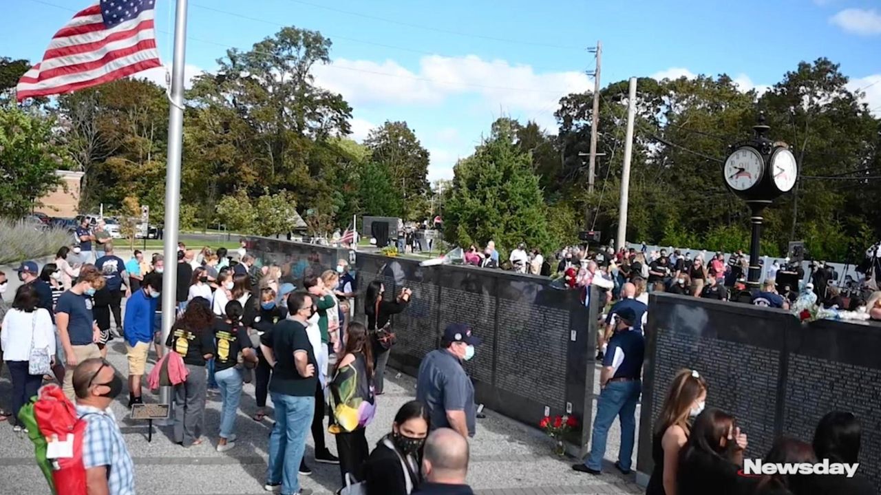 Remembering 9/11 first responders - Newsday