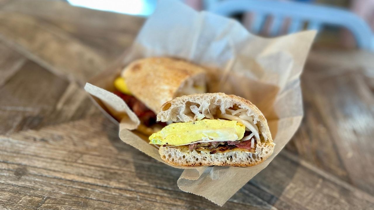 Fyr & Salt cafe opens at 8 Hands Farm in Cutchogue - Newsday