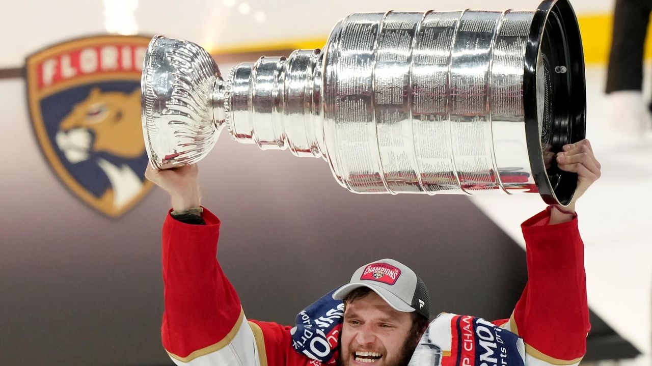 Panthers' Aleksander Barkov becomes the first Stanley Cup-winning ...