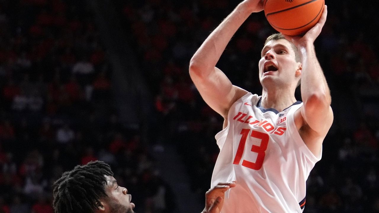 Tomislav Ivisic scores 20 points and Illinois overcomes 18 turnovers to ...