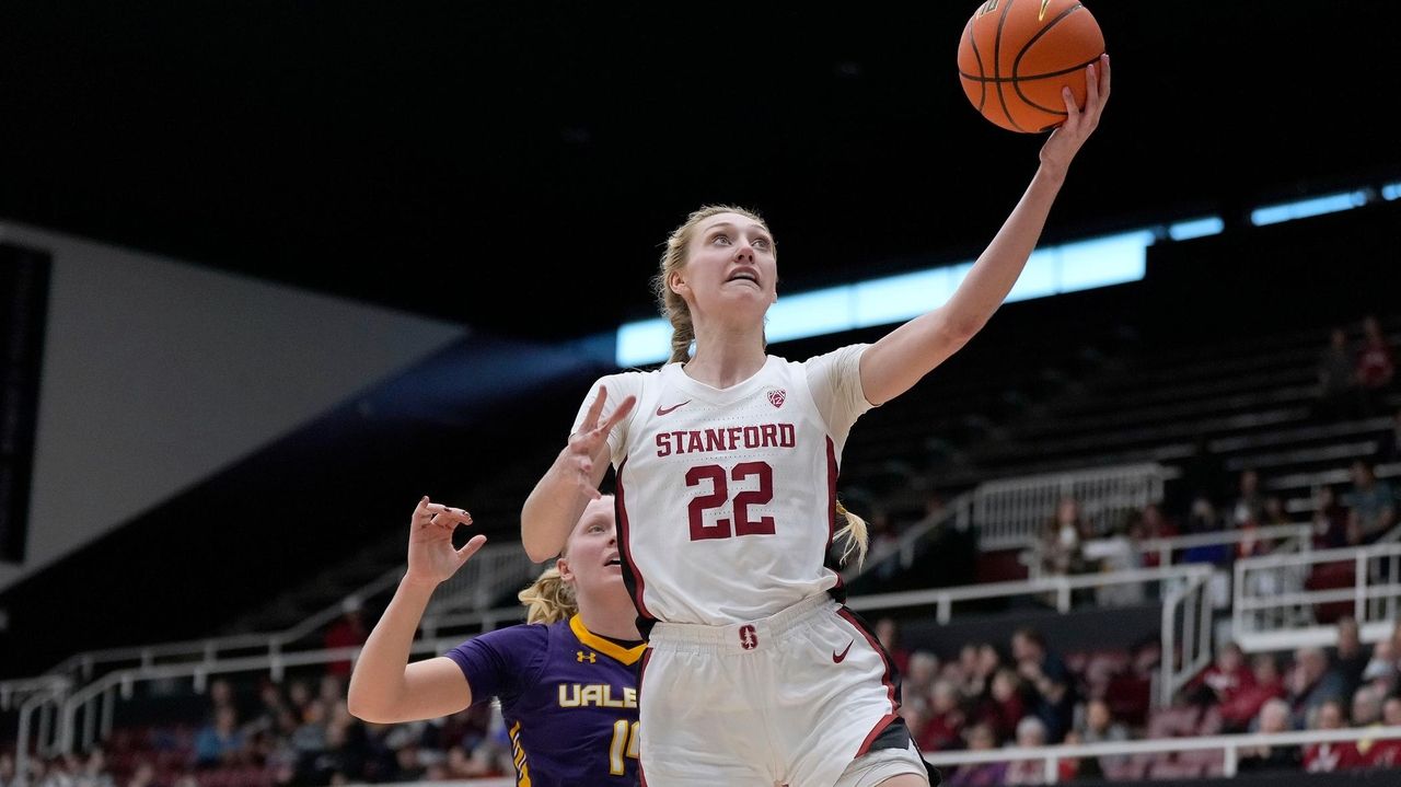 AP Player of the Week: Aneesah Morrow of LSU averaged 27.3 points and 10 rebounds - Newsday