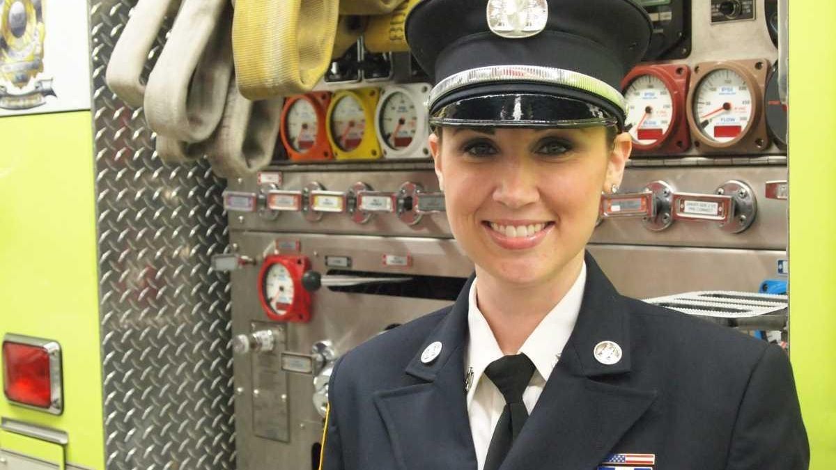 Smithtown gets first female fire captain - Newsday