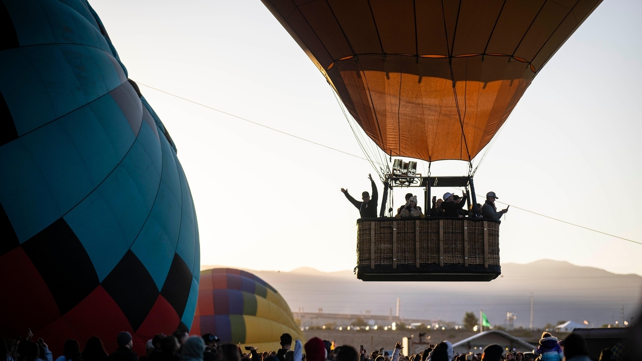Albuquerque International Balloon Fiesta brings colorful displays to ...