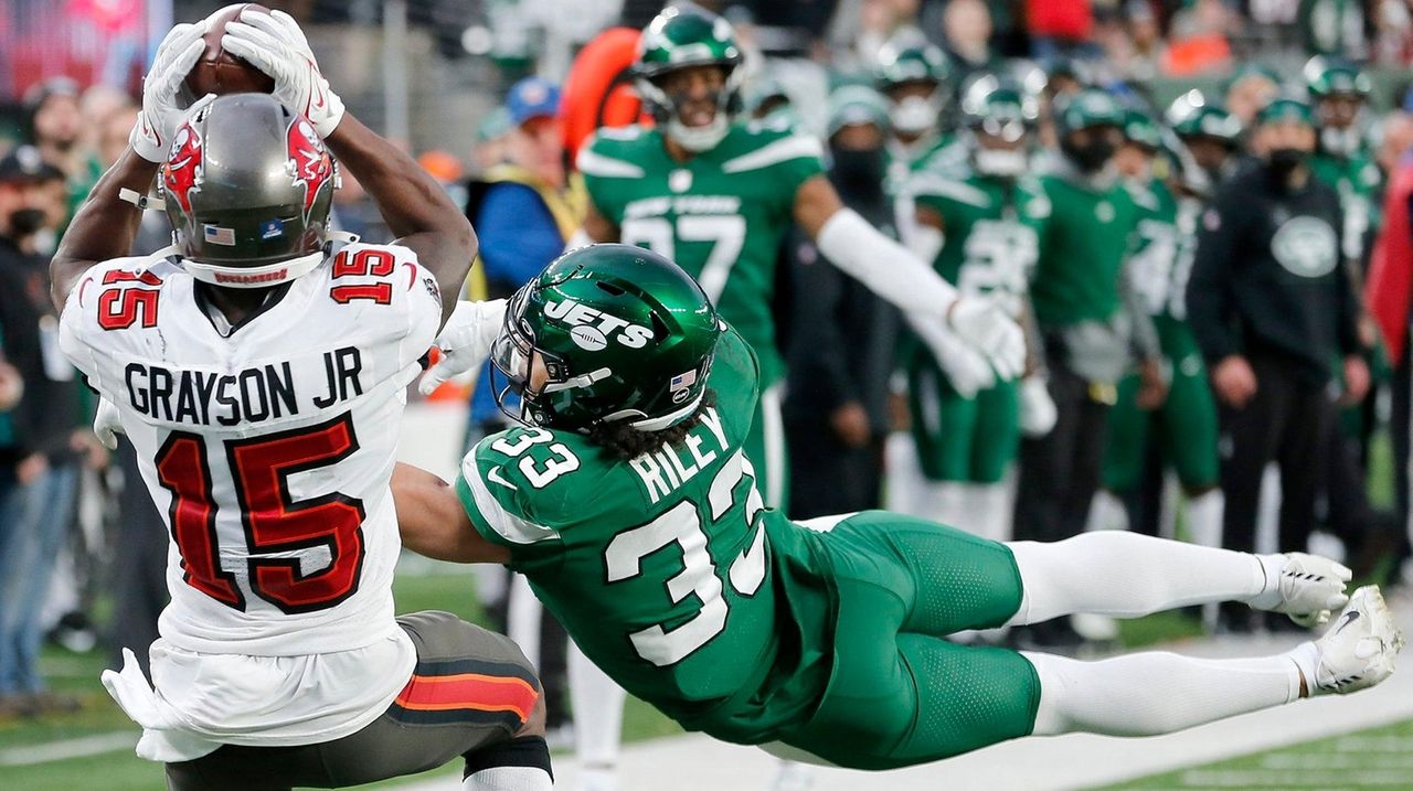 LI's Riley accepts his share of blame after Jets' stunning loss - Newsday