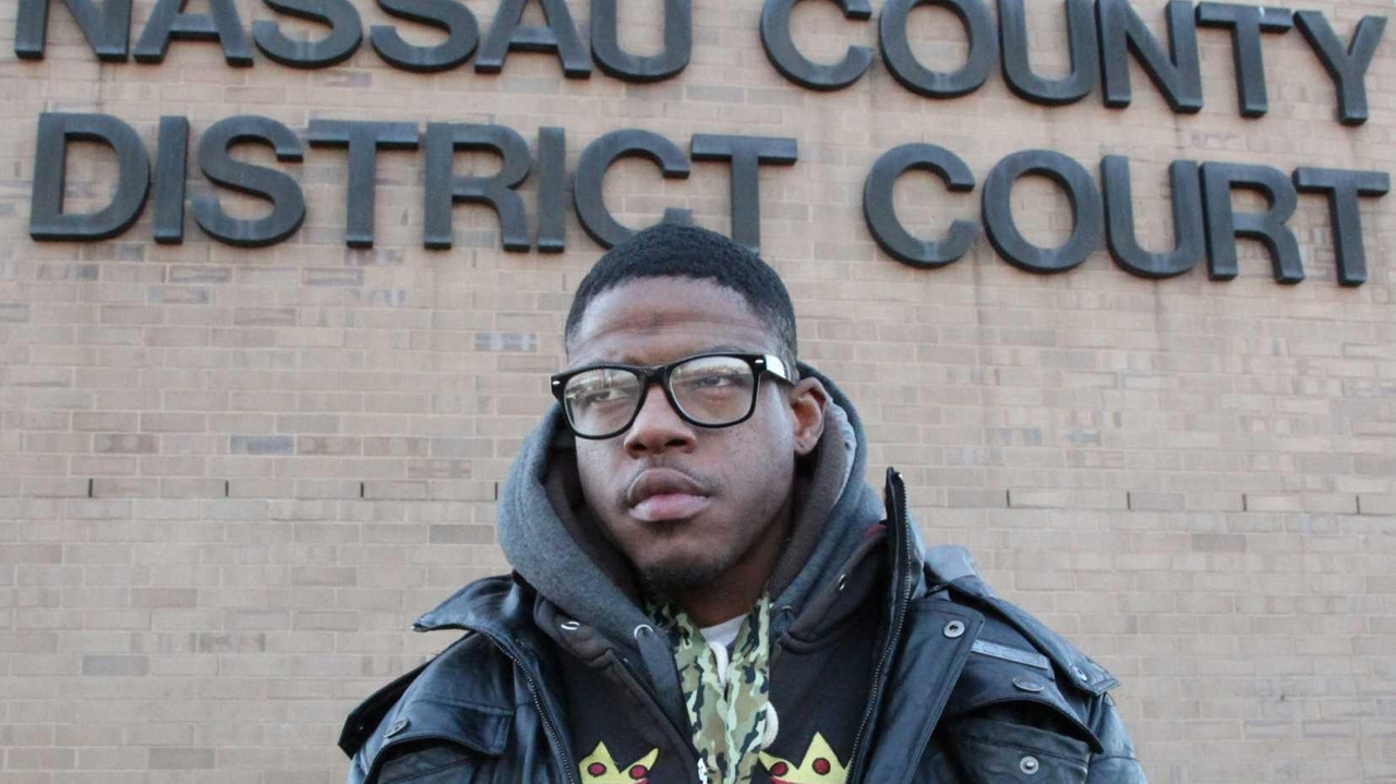 Cop: 'I did not know it was a subpoena' - Newsday
